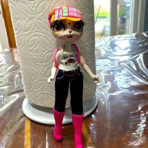 toy | Toys | Pinkie Cooper And The Jet Set Pets Doll | Poshmark